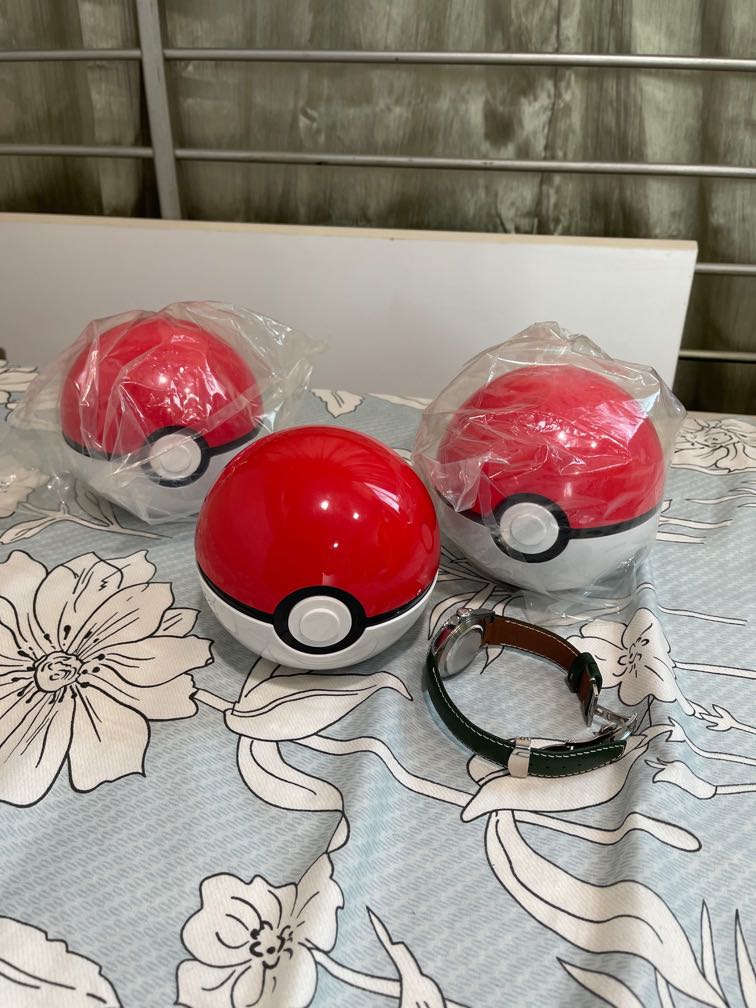 Pokémon Pokeballs x 3 TCG, Hobbies & Toys, Toys & Games on Carousell