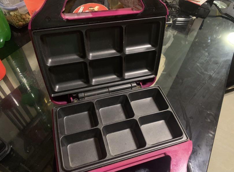 Tupperware Mini Cake Maker, TV & Home Appliances, Kitchen Appliances ...