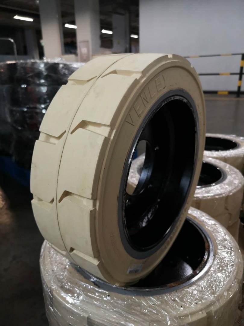 BOC battery cart, garbage cart tyre, Everything Else on Carousell