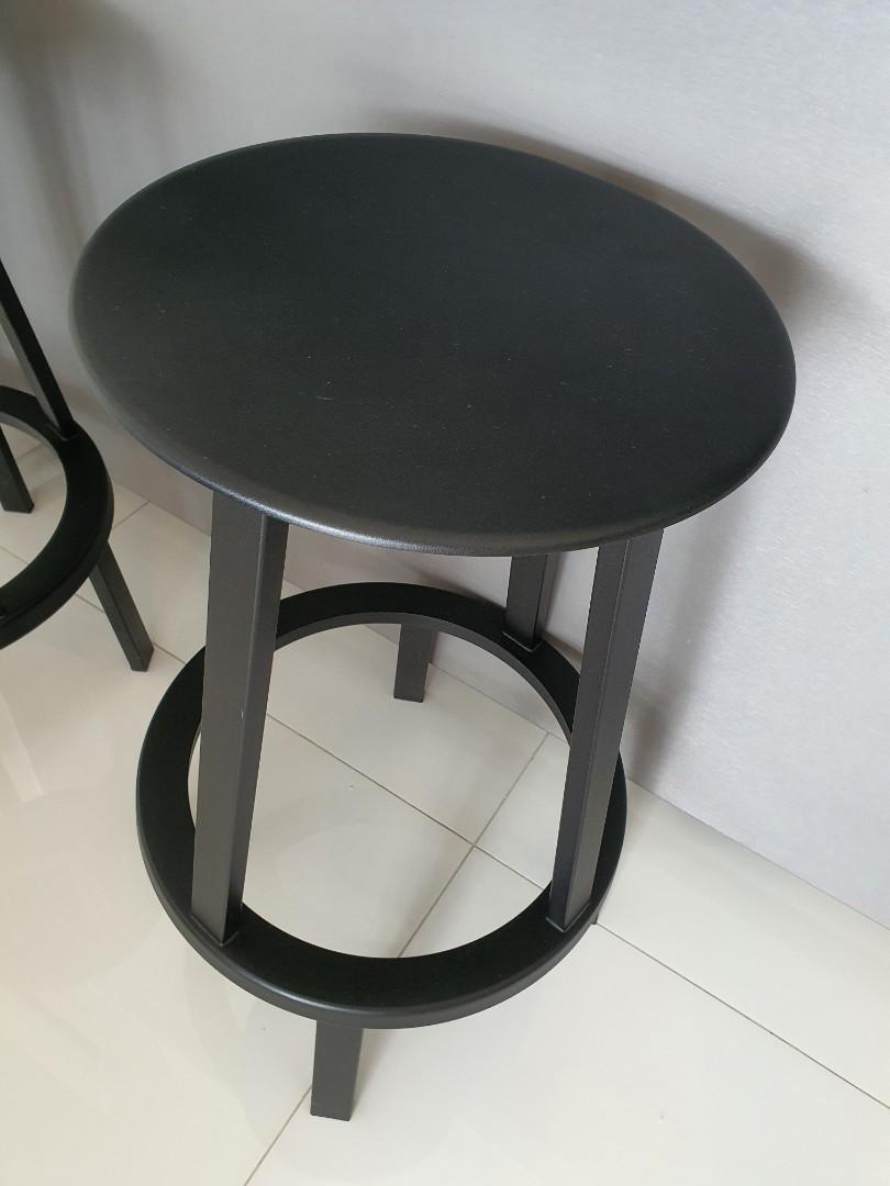 GRAFUNKT HAY Revolver bar stool high chair in black powder coated matte ...