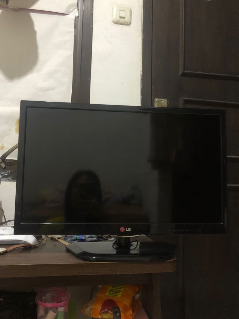LG TV LED 20 inch, Elektronik, TV & Perlengkapan Hiburan di Carousell