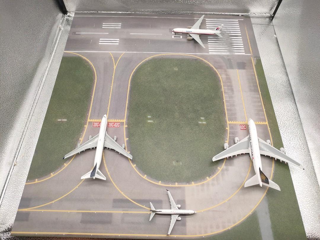 1:400 Singapore Airport inspired Runway diorama mat, Hobbies & Toys ...