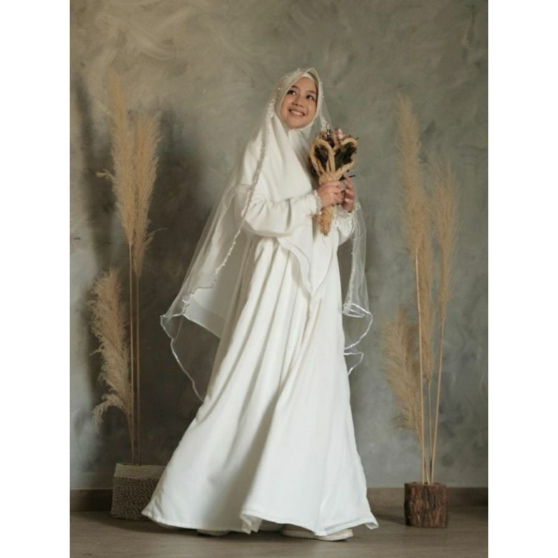 Hijab Alila Gamis akad white, Fesyen Wanita, Muslim Fashion, Gaun di ...