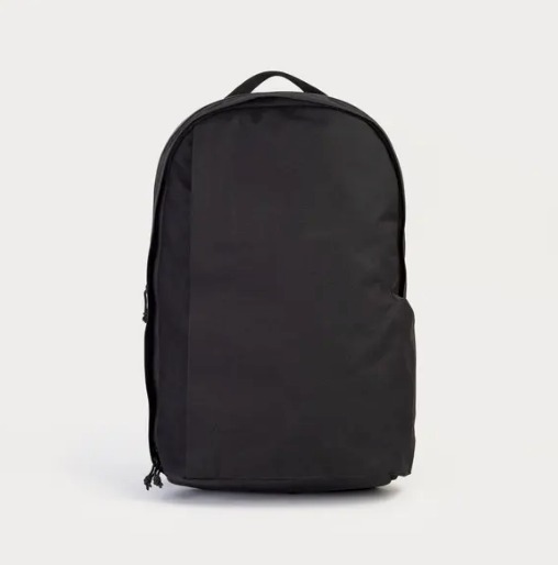 Moment MTW Backpack 21L Black, Men's Fashion, Bags, Backpacks on Carousell