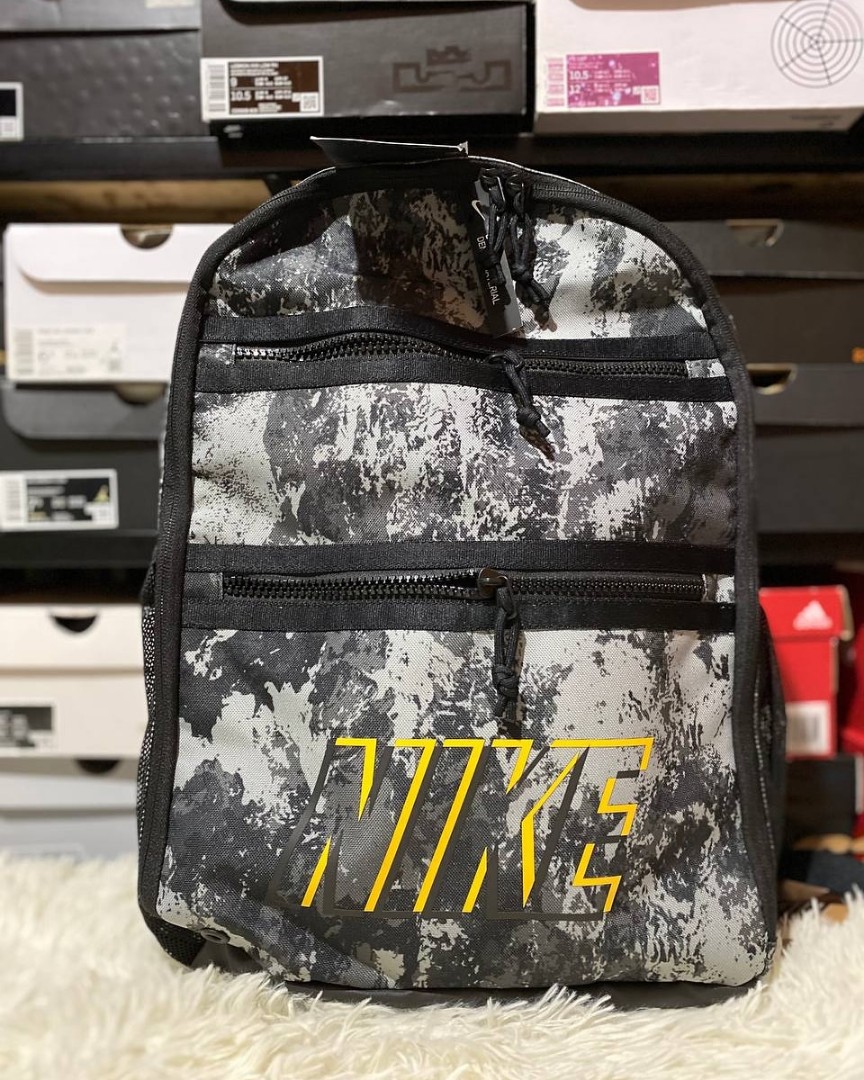 Nike Utility Heat Training Backpack, Men's Fashion, Bags, Backpacks on ...