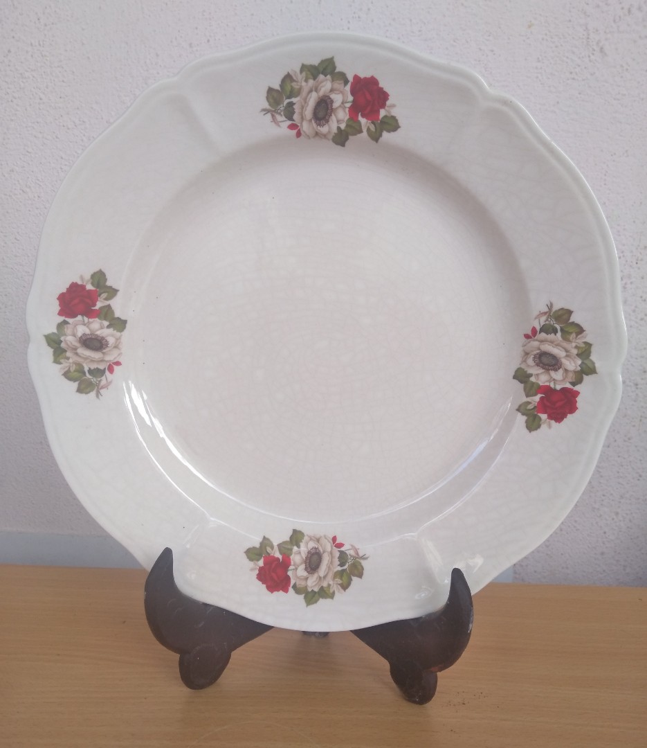 Pinggan OC Leper, Furniture & Home Living, Home Decor, Vases ...