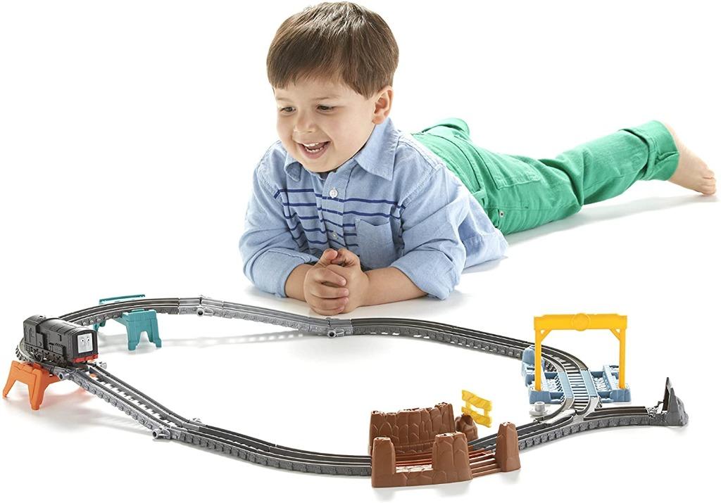 Thomas & Friends Trackmaster 3-in-1 Track Builder Set, Hobbies & Toys ...