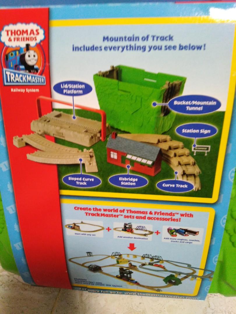 Thomas and Friends Mountain of Tracks, 興趣及遊戲, 旅行, 旅遊 - 旅行必需品及用品 - Carousell