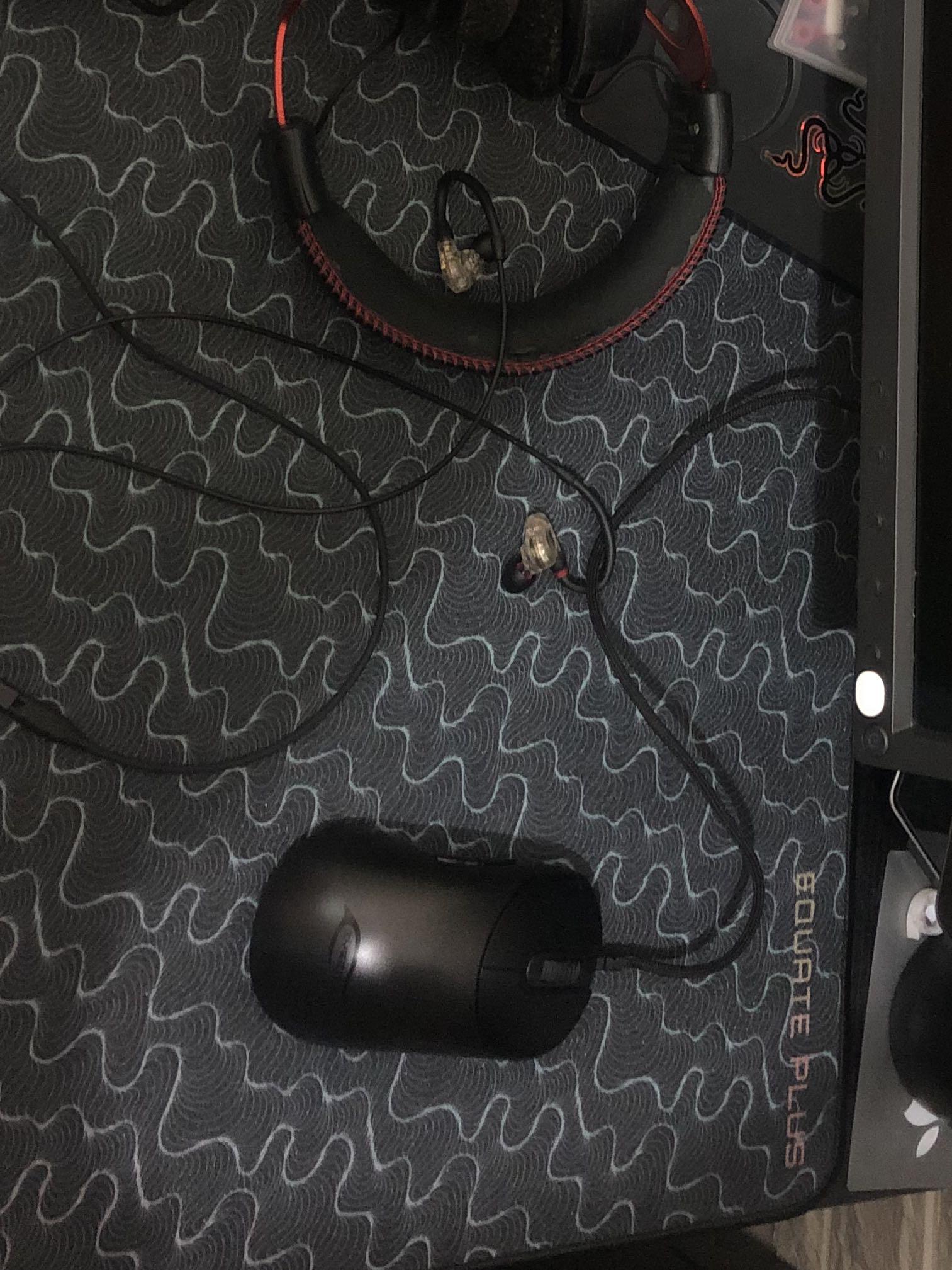 Vaxee NP-01 np01 csgo顶尖电竞滑鼠, 興趣及遊戲, 手作＆自家設計, 其他 - Carousell