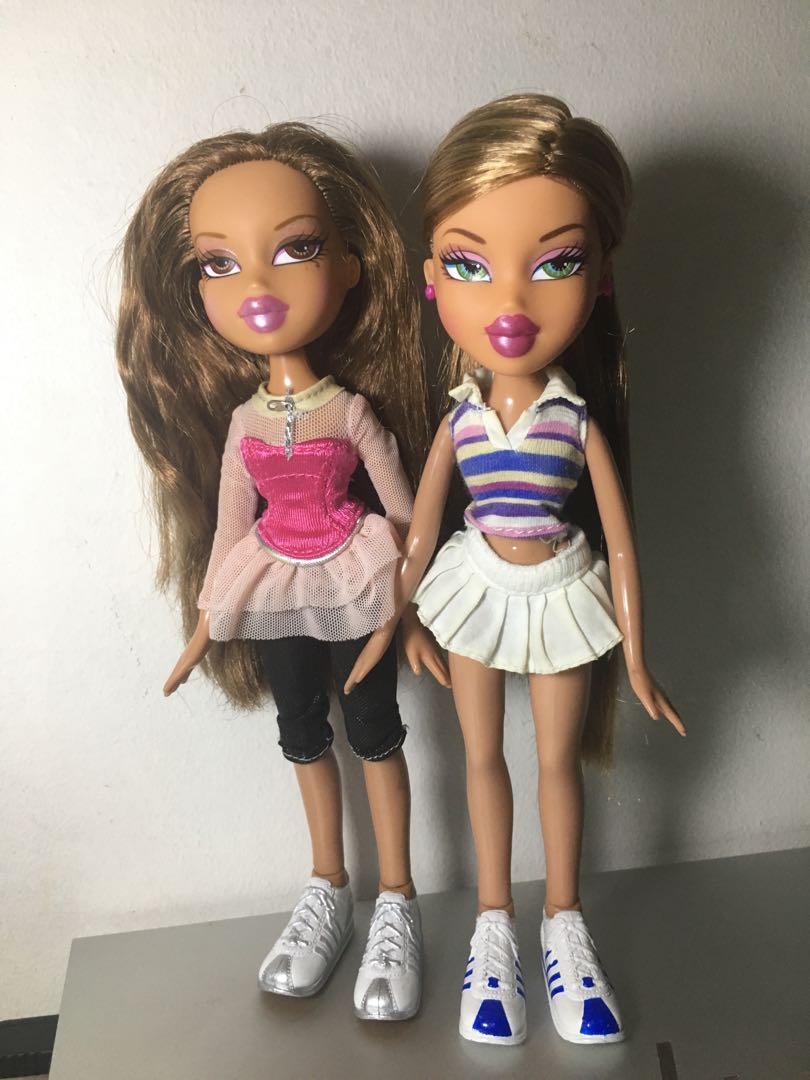 Bratz Set, Hobbies & Toys, Toys & Games on Carousell