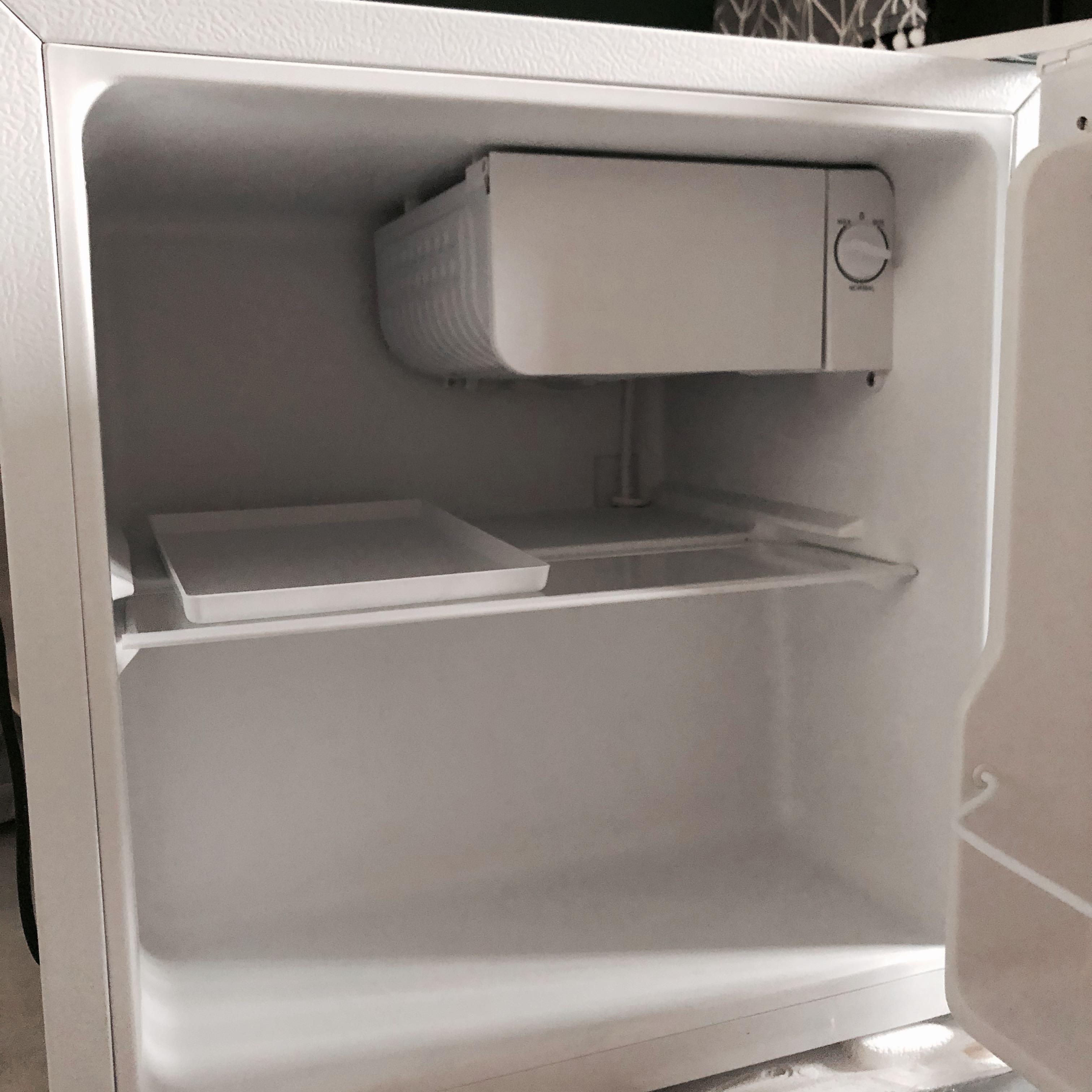 Innotrics Mini Fridge, TV & Home Appliances, Kitchen Appliances ...