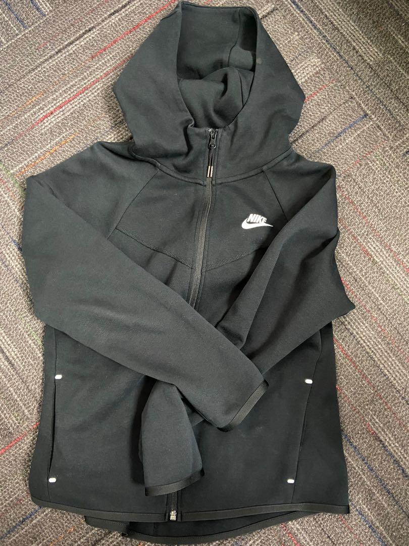 Nike Tech Fleece Jacket, Women's Fashion, Coats, Jackets and Outerwear ...