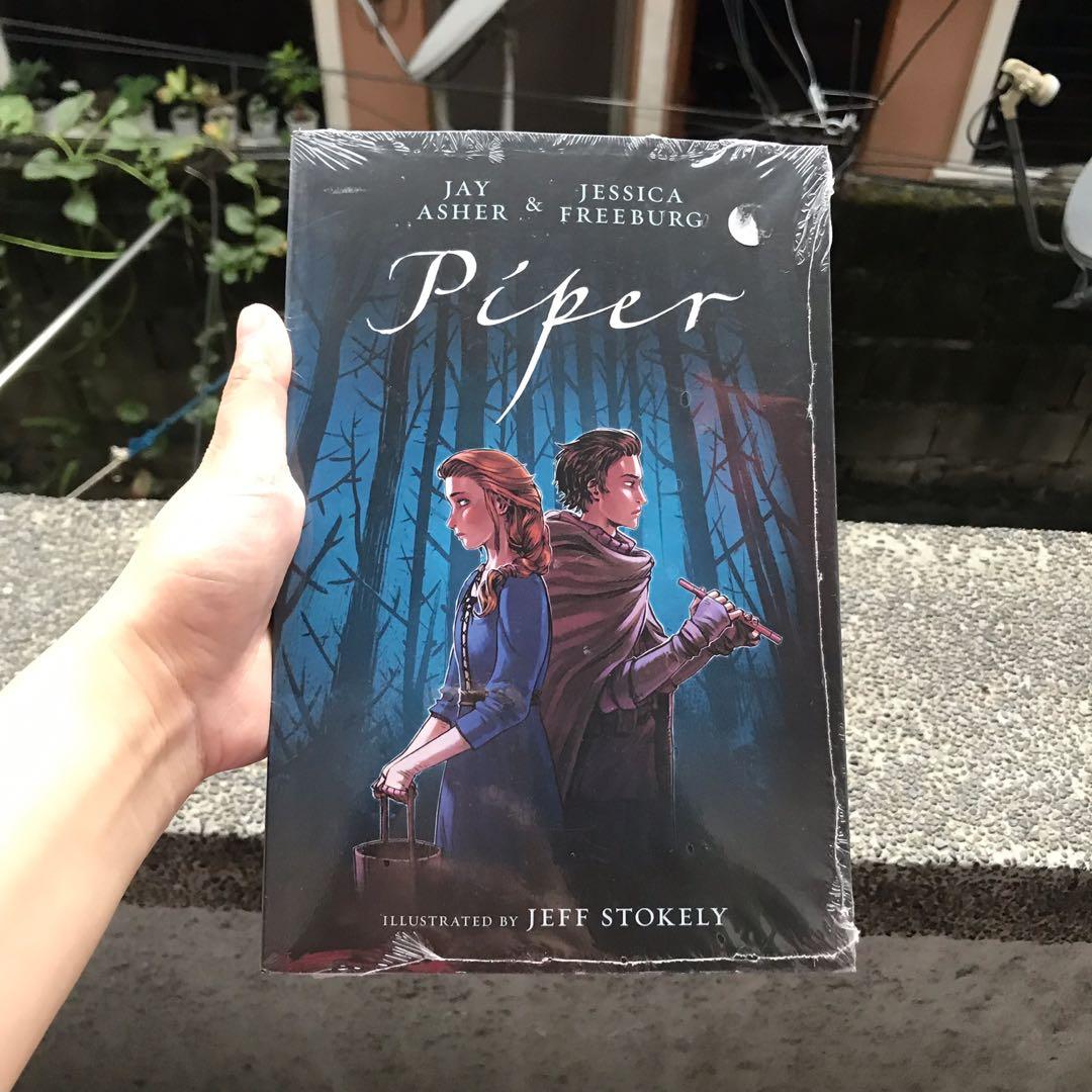 Piper (Graphic Novel), Hobbies & Toys, Books & Magazines, Fiction & Non ...