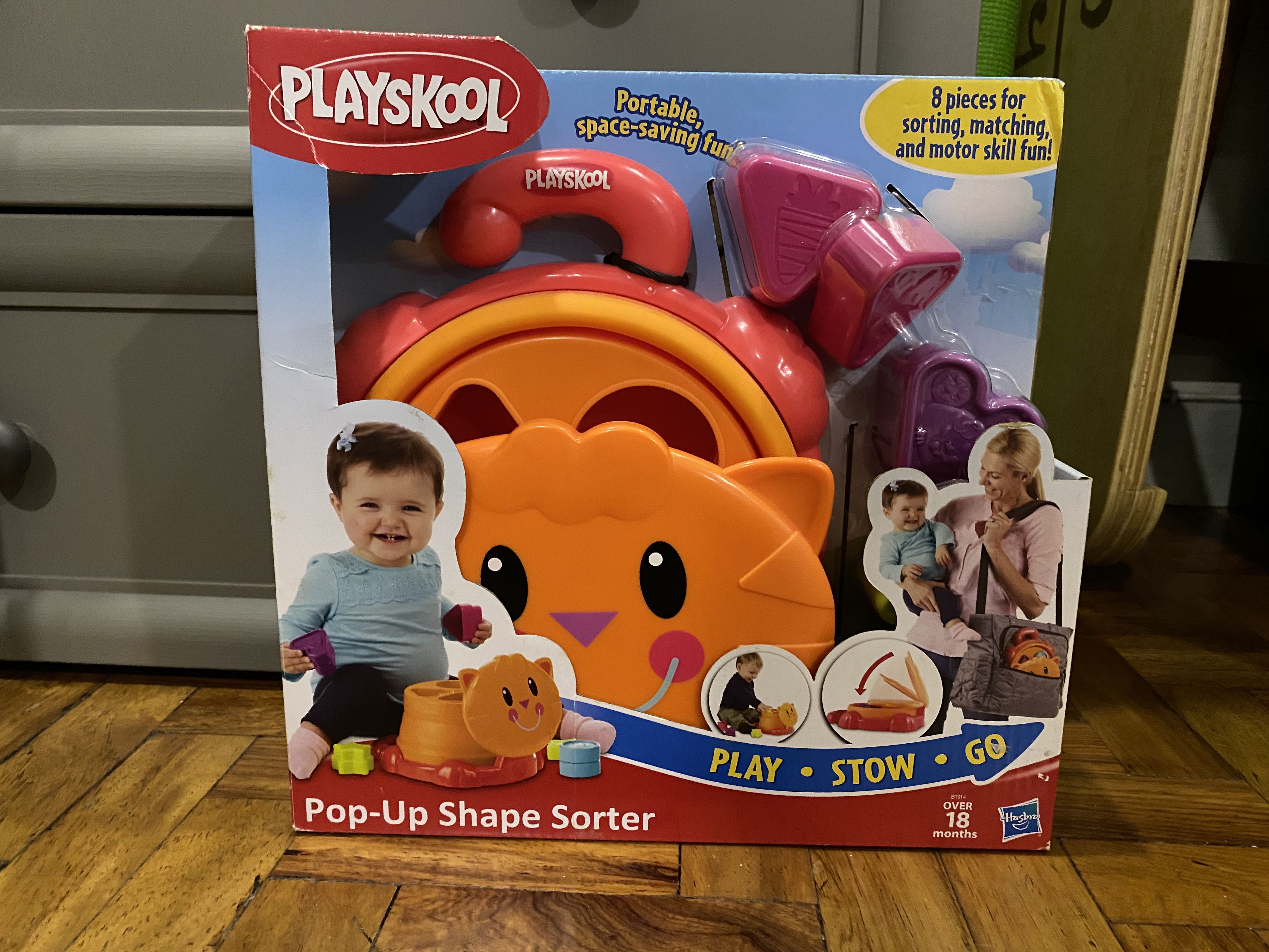Playskool pop up shape sorter, Hobbies & Toys, Toys & Games on Carousell