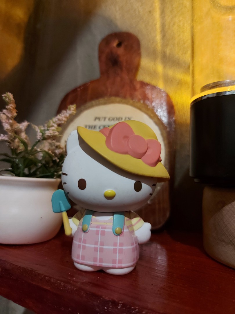 Popmart Hello Kitty, Hobbies & Toys, Toys & Games on Carousell