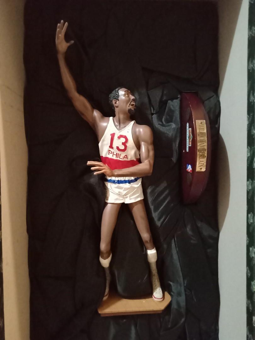 Wilt Chamberlain | Historical Beginnings Statue 12" | Upper Deck ...