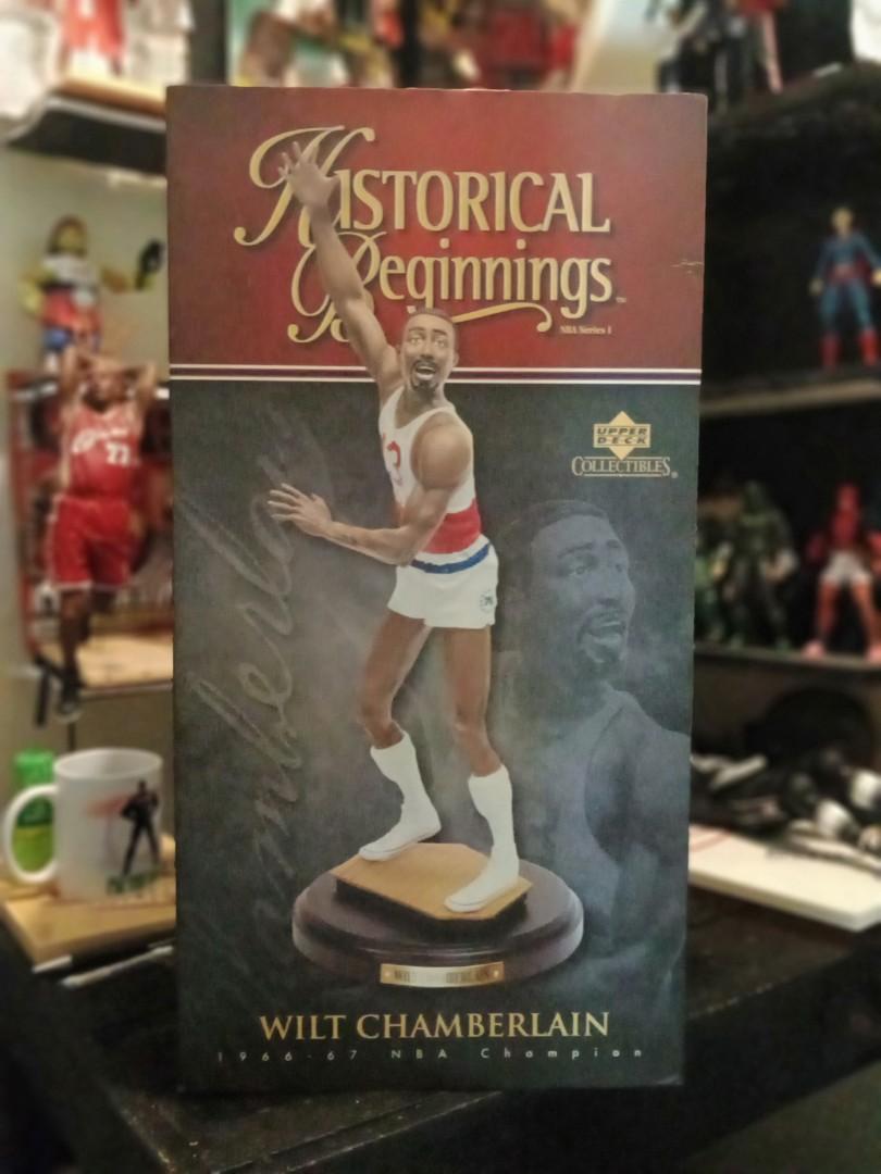 Wilt Chamberlain | Historical Beginnings Statue 12" | Upper Deck ...