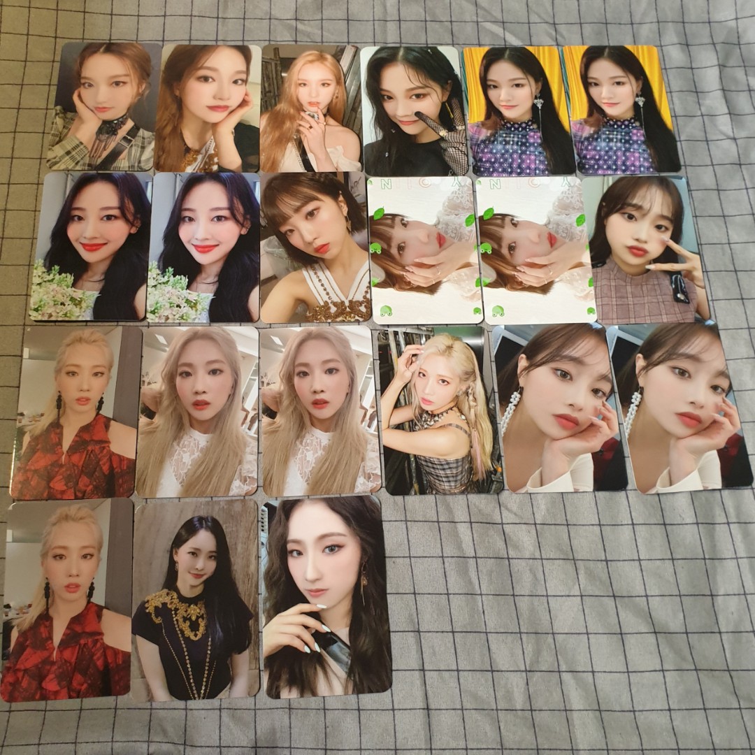 [wts] Loona & photocards,poster and unsealed albums, Hobbies & Toys, Memorabilia & Collectibles ...