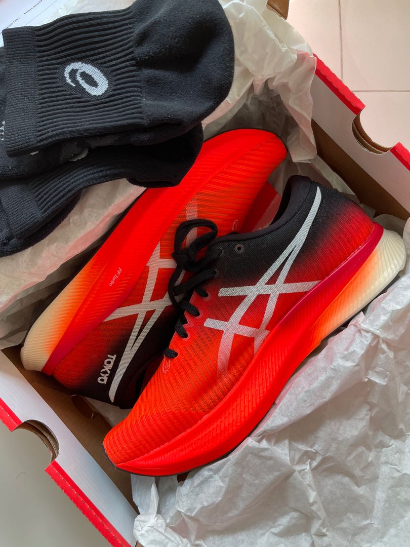 Asics meta speed edge, Men's Fashion, Footwear, Sneakers on Carousell