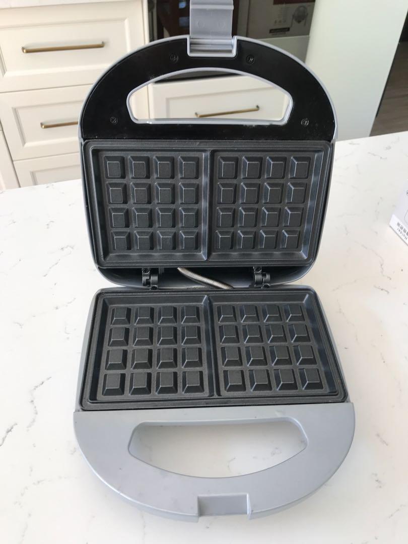 Imarflex Waffle Maker, Furniture & Home Living, Kitchenware & Tableware ...