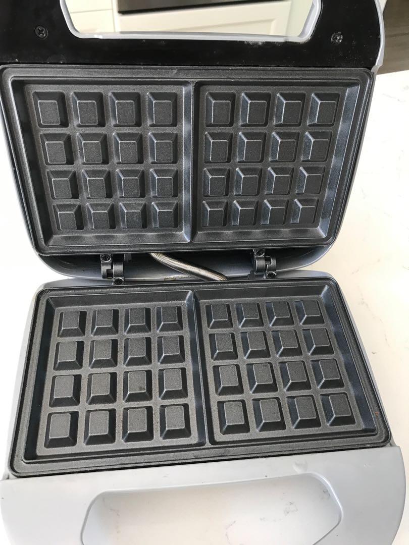 Imarflex Waffle Maker, Furniture & Home Living, Kitchenware & Tableware ...