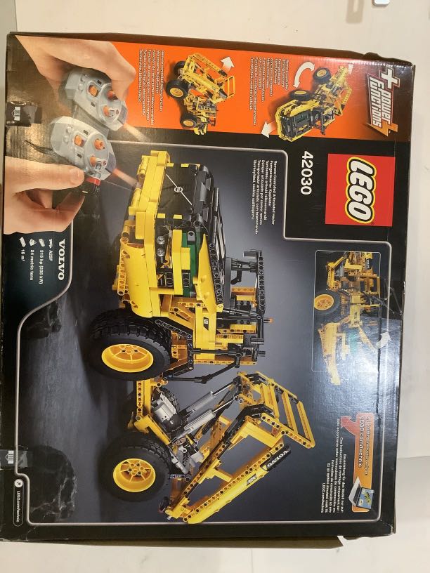 LEGO Technic Volvo A25F 42030, Hobbies & Toys, Memorabilia ...