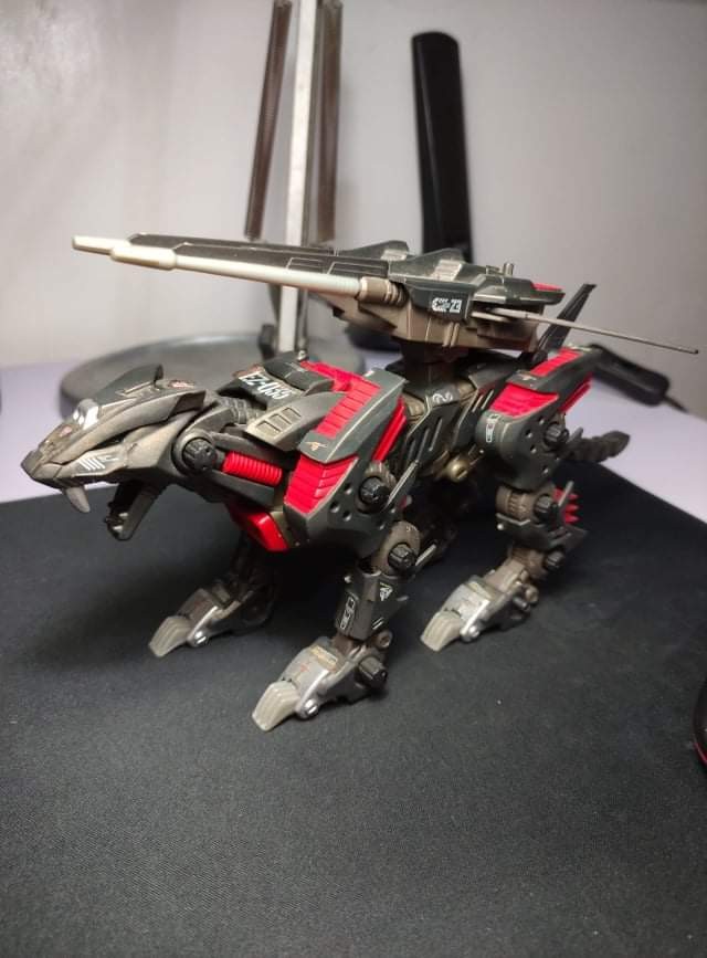 ZOIDS Lightning Saix, Hobbies & Toys, Toys & Games on Carousell