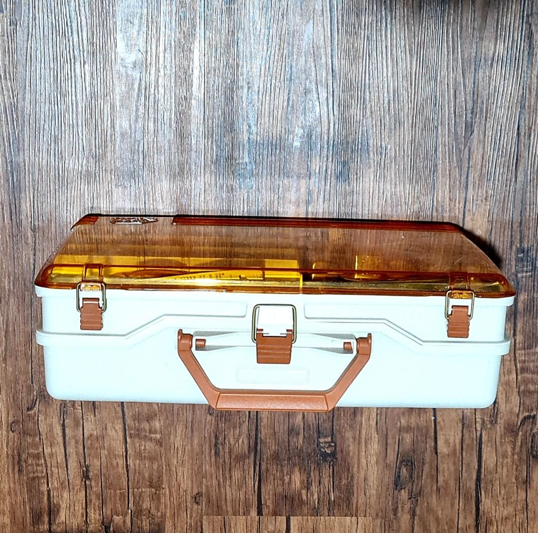 Plano Tackle Box with 25 lures.not daiwa evergreen, Sports Equipment ...