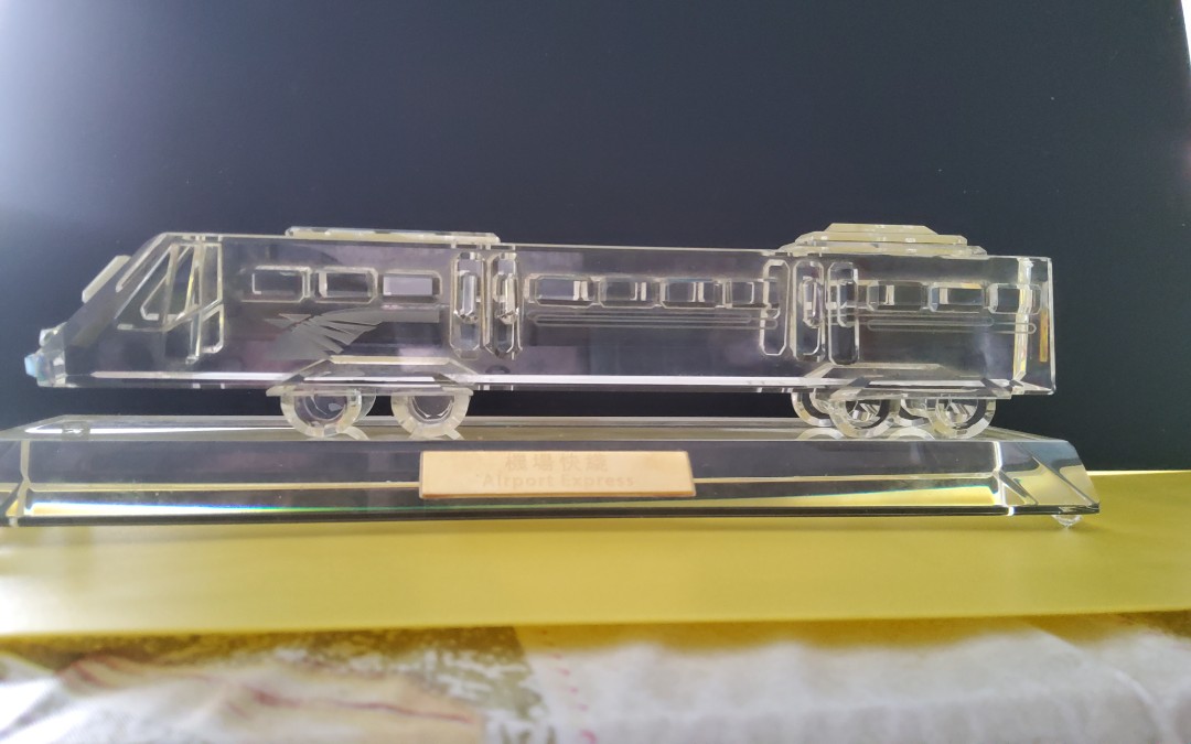 Train Model, Airport Express Crystal Train, Hobbies & Toys, Memorabilia ...