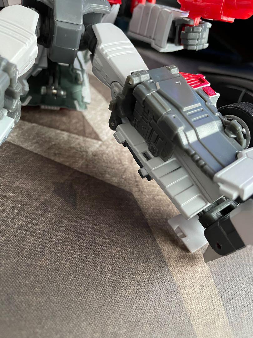 Transformers Masterpiece Sideswipe and Red Alert (KO), Hobbies & Toys ...