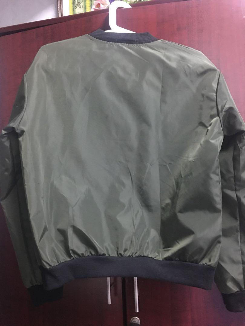 Jacket Bomba Viral, Women's Fashion, Tops, Longsleeves on Carousell