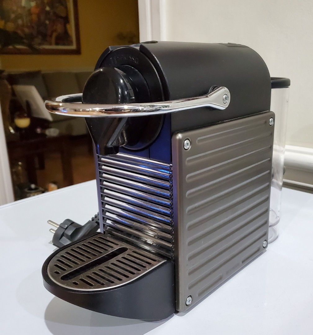 Nespresso Pixie Espresso Machine, TV & Home Appliances, Kitchen ...