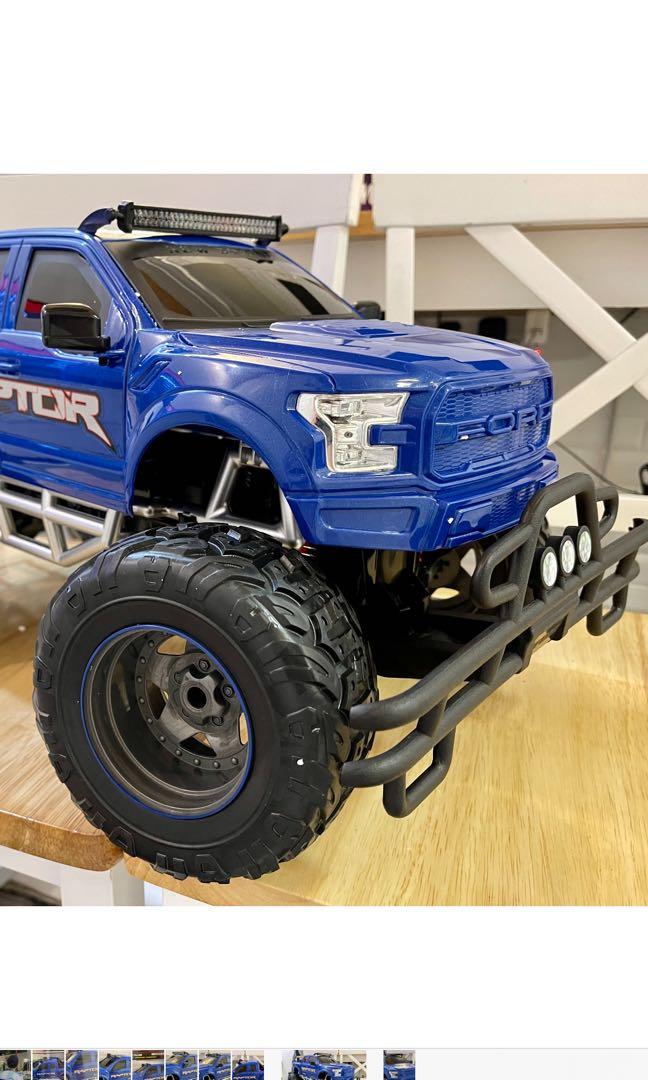 RC GIANT FORD RAPTOR ( 2.4 ghz ), Hobbies & Toys, Toys & Games on Carousell