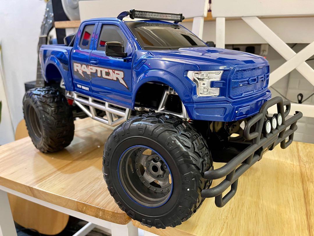 RC GIANT FORD RAPTOR ( 2.4 ghz ), Hobbies & Toys, Toys & Games on Carousell