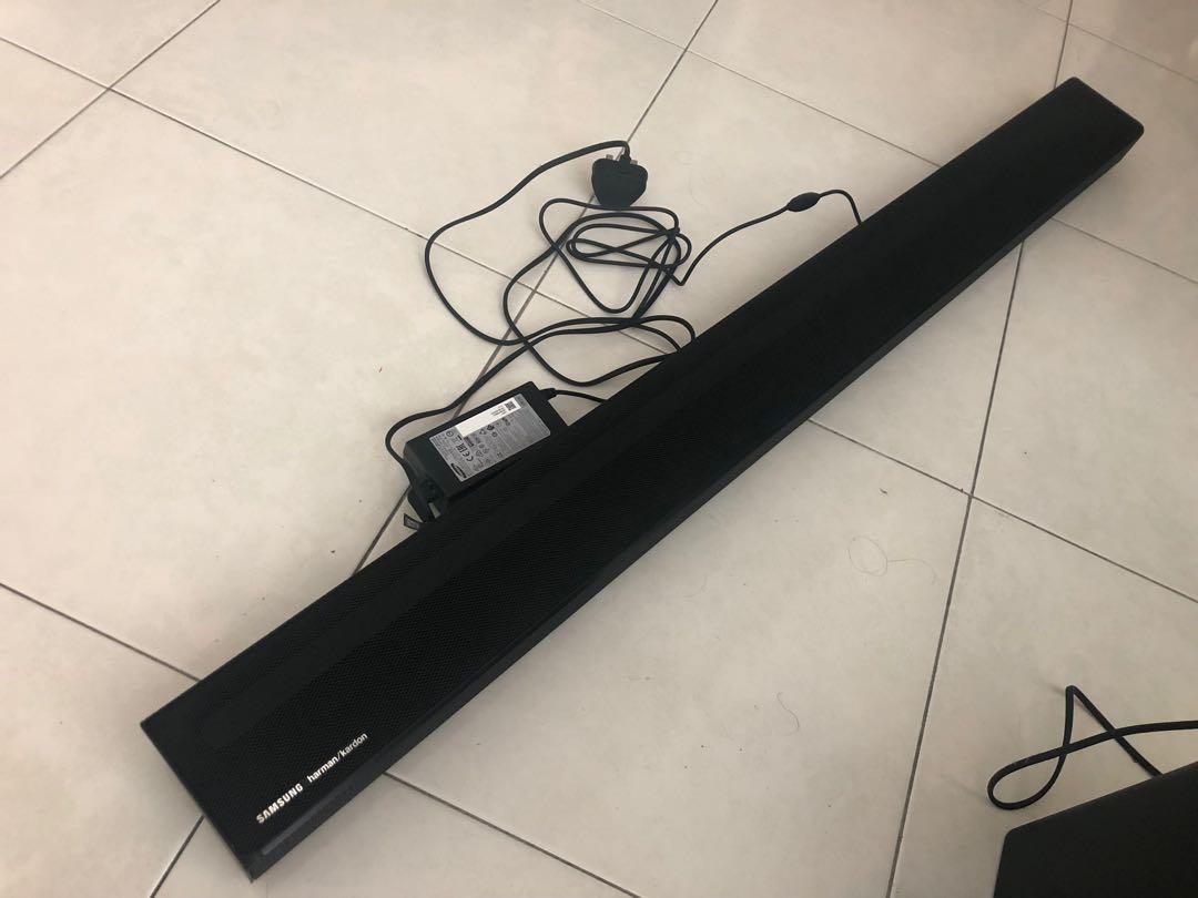 Samsung Soundbar Q60, Audio, Soundbars, Speakers & Amplifiers on Carousell
