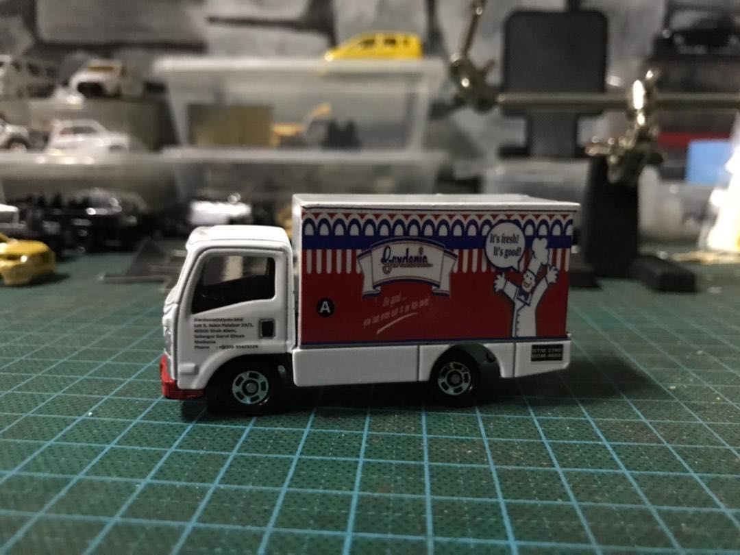Tomica custom lorry gardenia, Hobbies & Toys, Toys & Games on Carousell