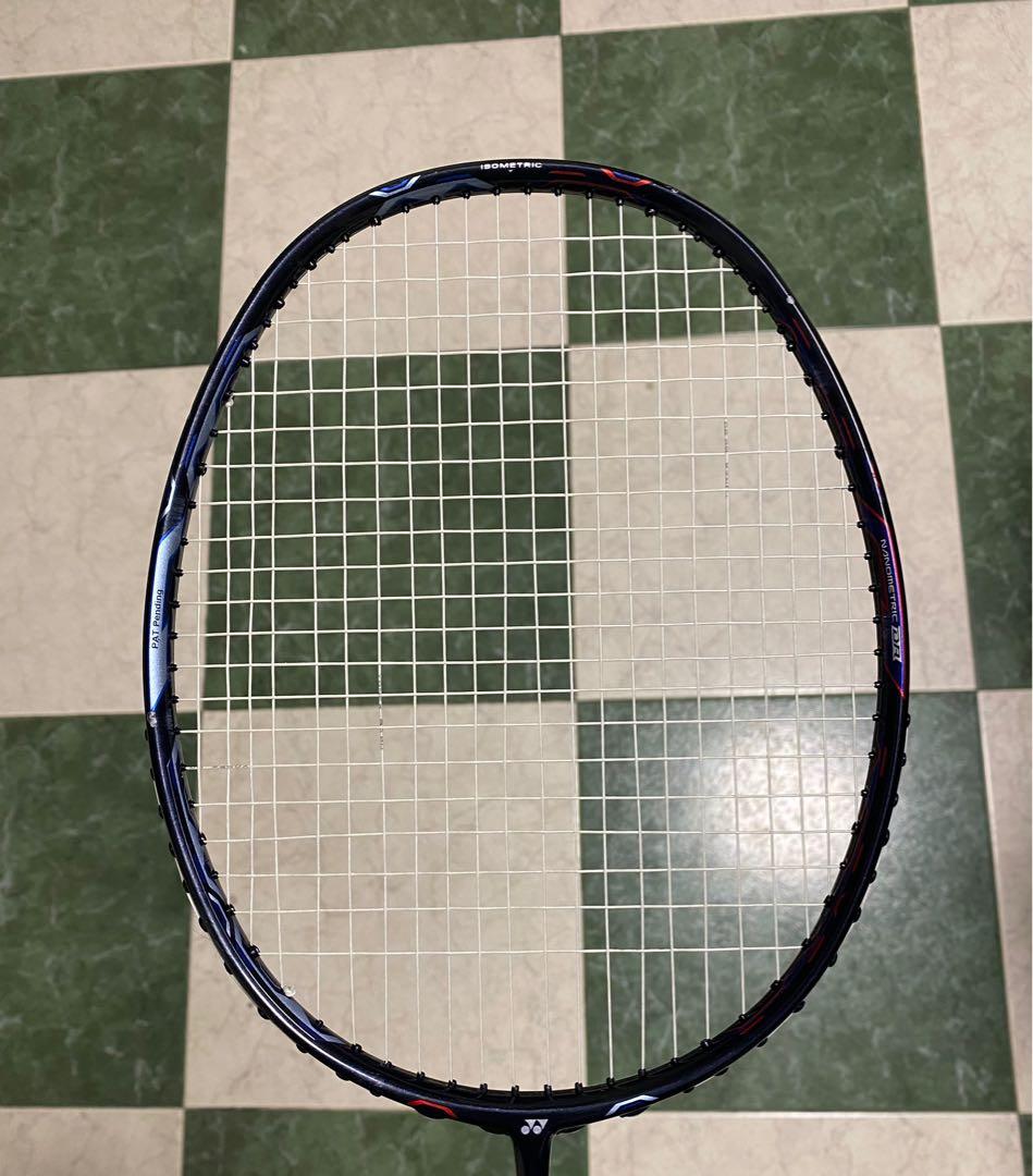 Yonex Duora 8XP Badminton Racquet 3UG5 (Strung), Sports Equipment ...