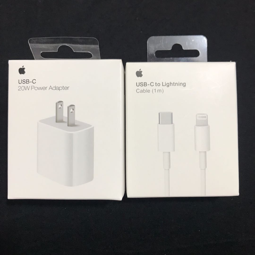Apple iPhone Charger 20 watts adapter and Usb c to Lightning cable ...