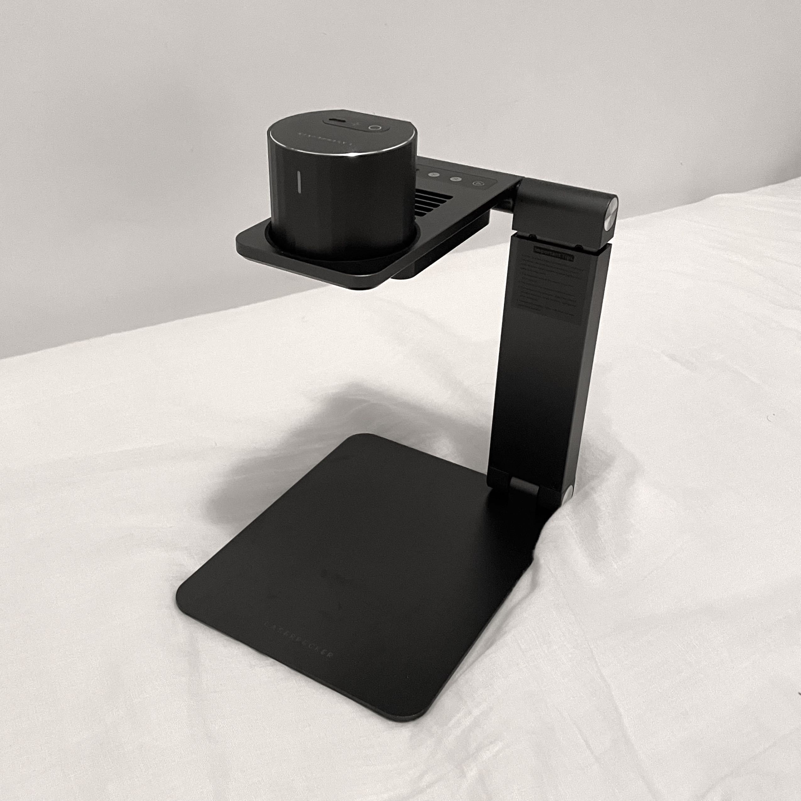 LaserPecker L1 Pro, 興趣及遊戲, 手作＆自家設計, 工藝用品及工具 - Carousell