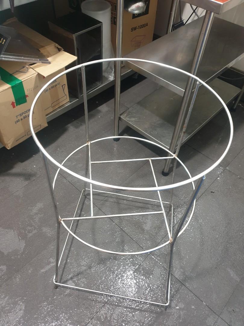 Metal round rack, Furniture & Home Living, Kitchenware & Tableware ...