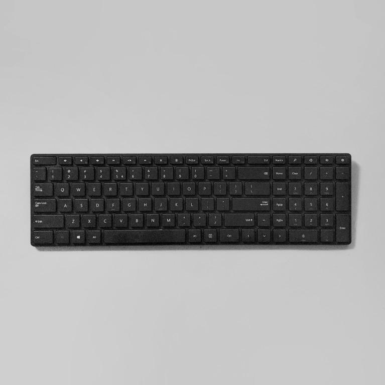 Microsoft Designer Keyboard (Bluetooth), Computers & Tech, Parts ...