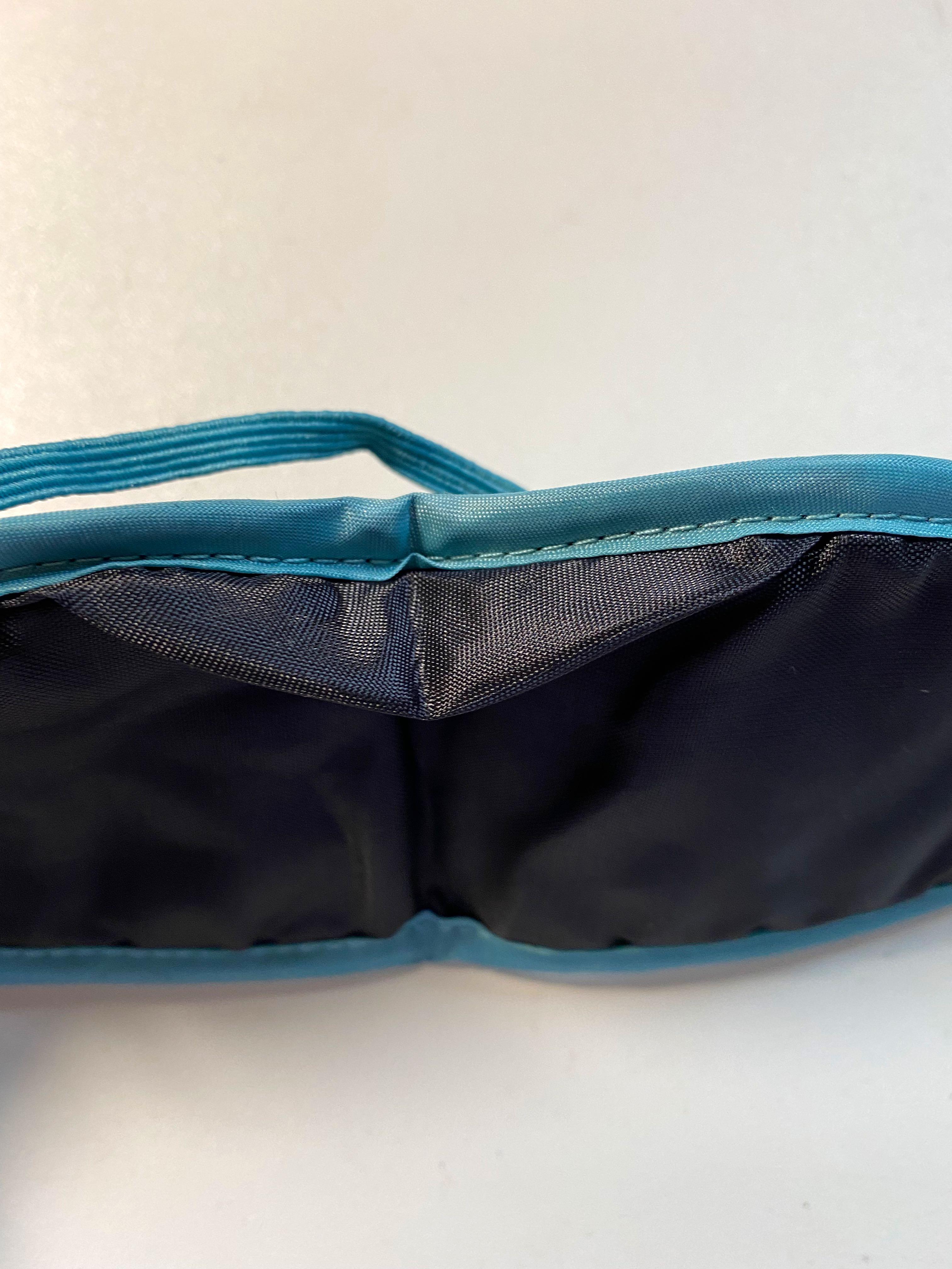 Singapore Airlines/Emirates Eye Mask (new), Everything Else on Carousell