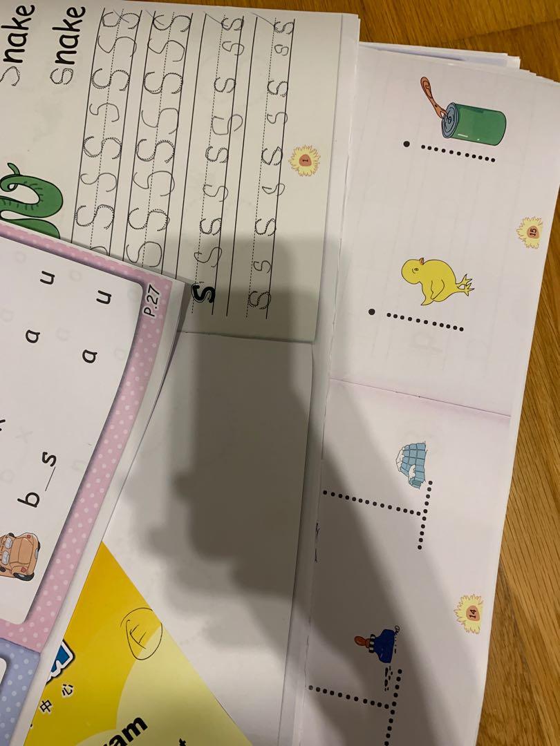 Soft copy Jolly kingdoms jolly phonics stage 1 兩本書 只上了一堂 (s) 其餘全新, 興趣及 ...