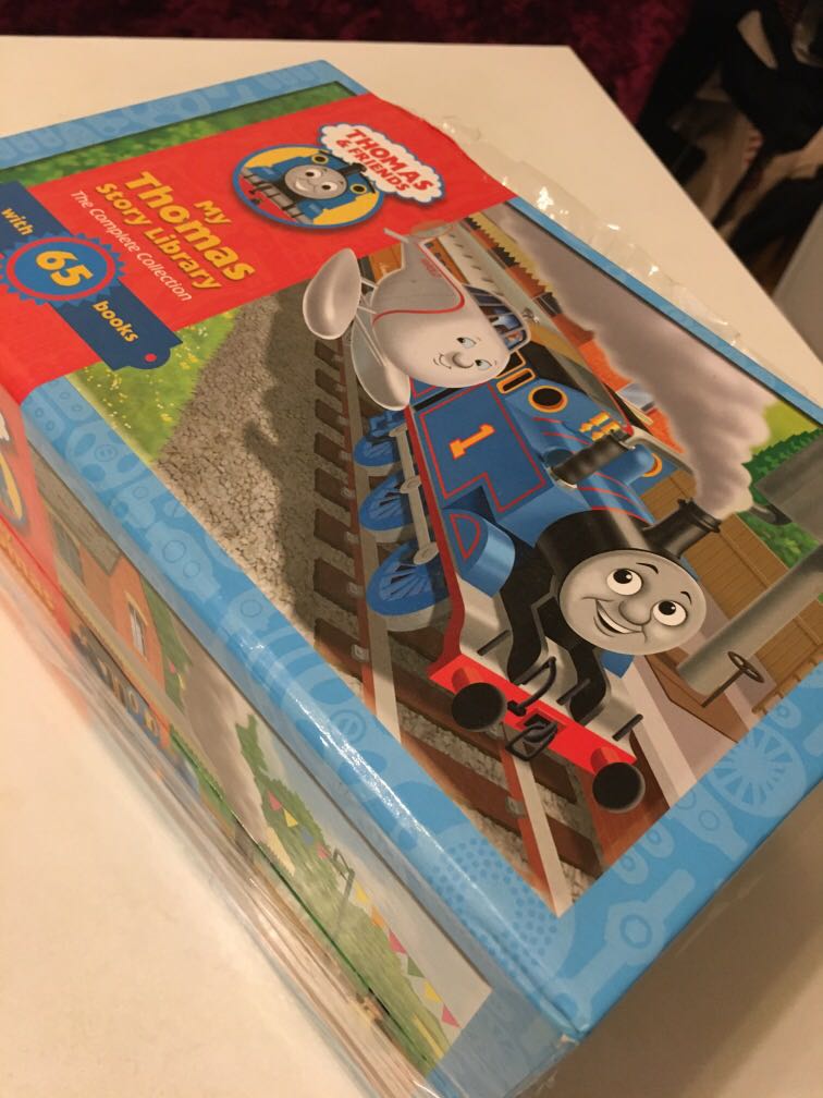 Thomas & Friends Story Library (65 Books in Box), 興趣及遊戲, 書本 & 文具, 小說及非 ...