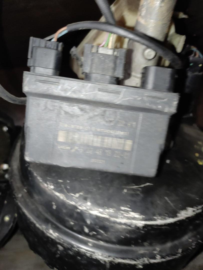 W140 Mercedes Benz S320 M104 master pump brake booster servo brake ...