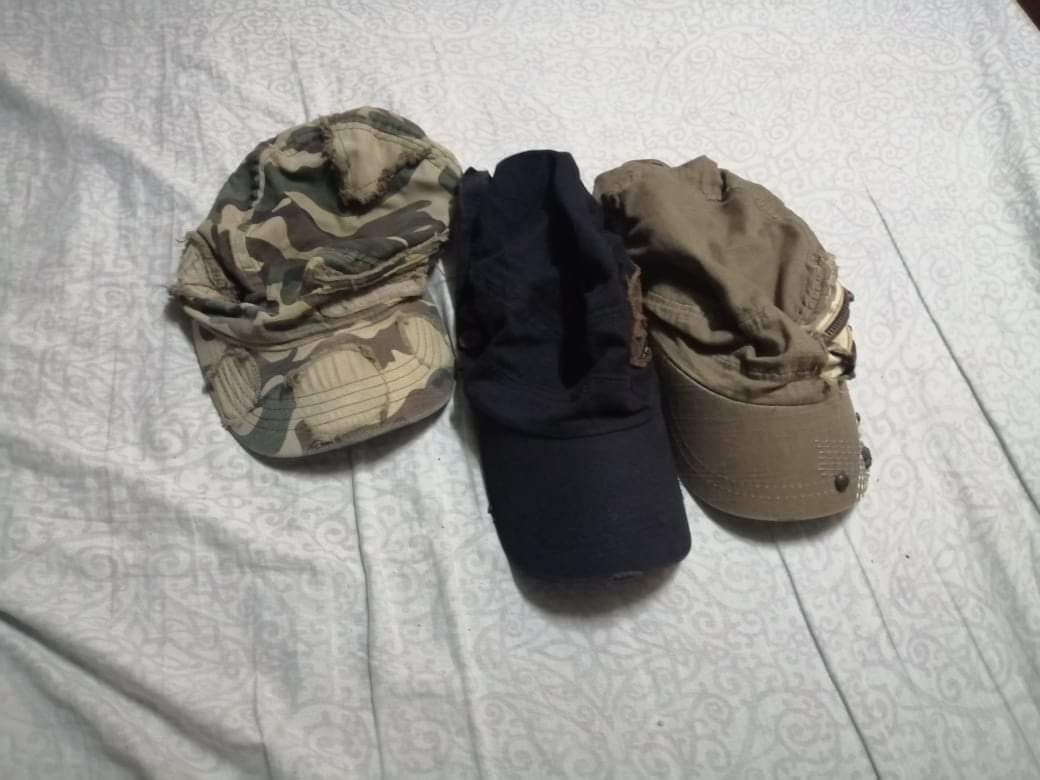 Cap 3 in 1, Men's Fashion, Watches & Accessories, Caps & Hats on Carousell