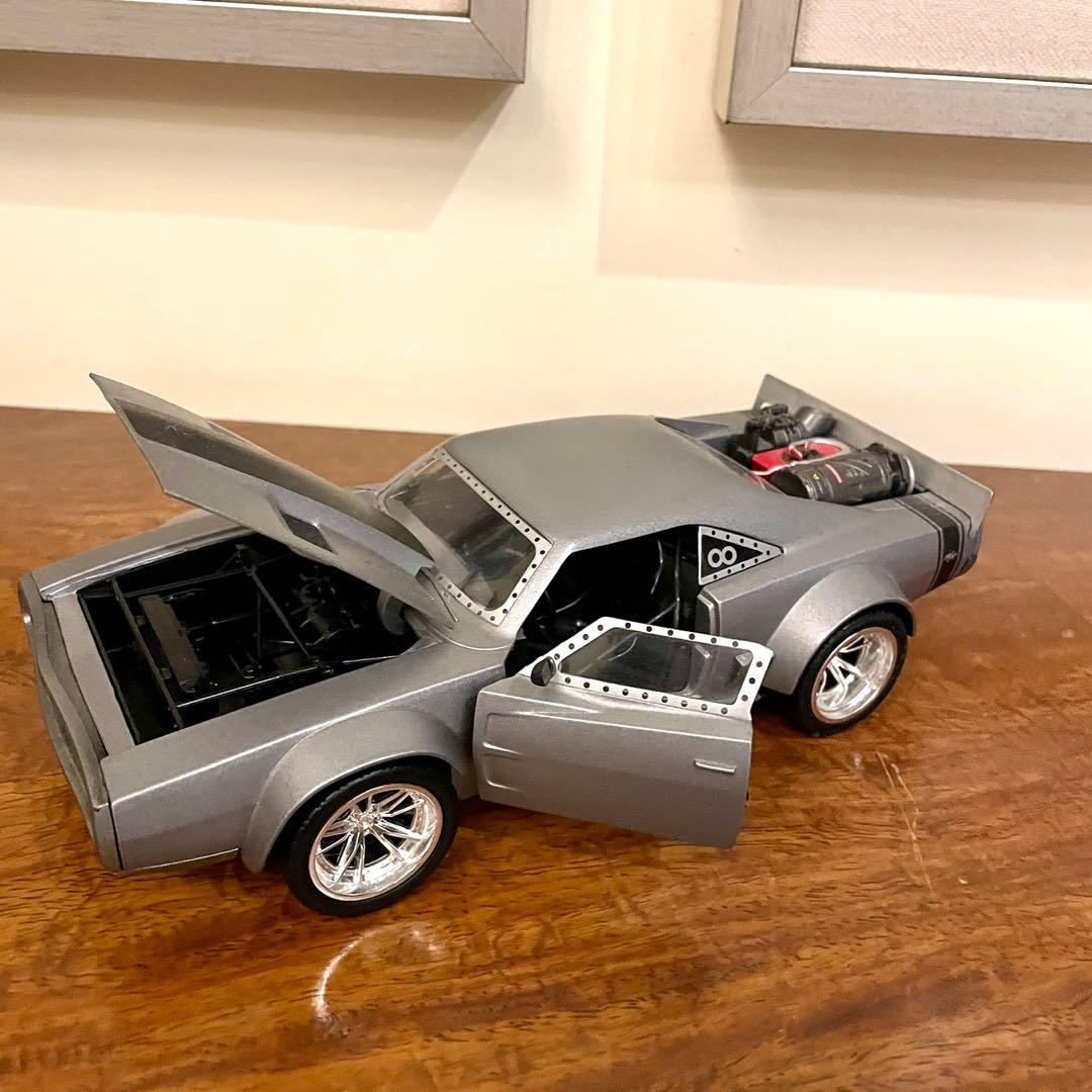 Fast & the Furious Dom's Ice Charger 1:24 Scale Hollywood Ride, Hobbies ...