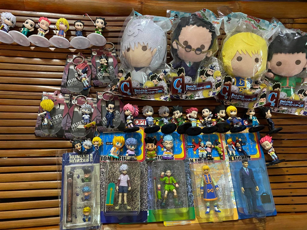 Hunter X hunter collectors set, Hobbies & Toys, Toys & Games on Carousell