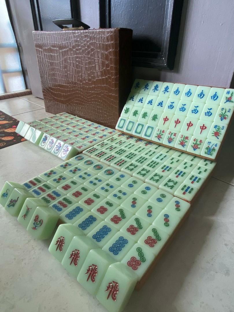 Jade Mahjong set - A1 Size, Hobbies & Toys, Toys & Games on Carousell