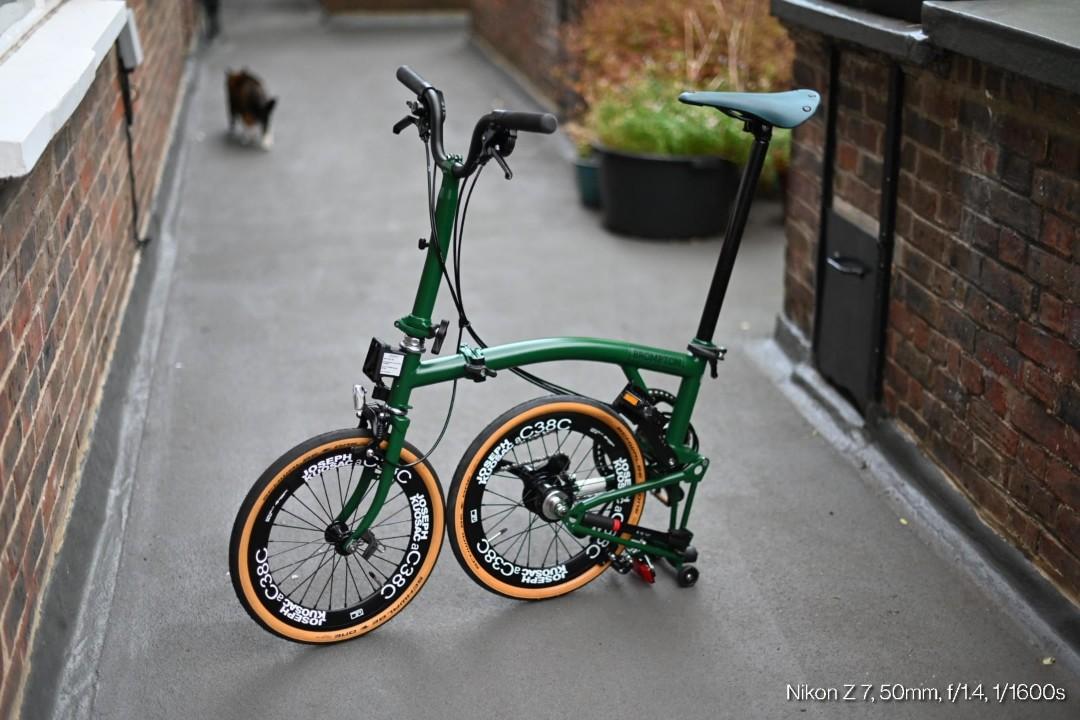Brompton Rare M6L black edition racing green, Sports Equipment ...